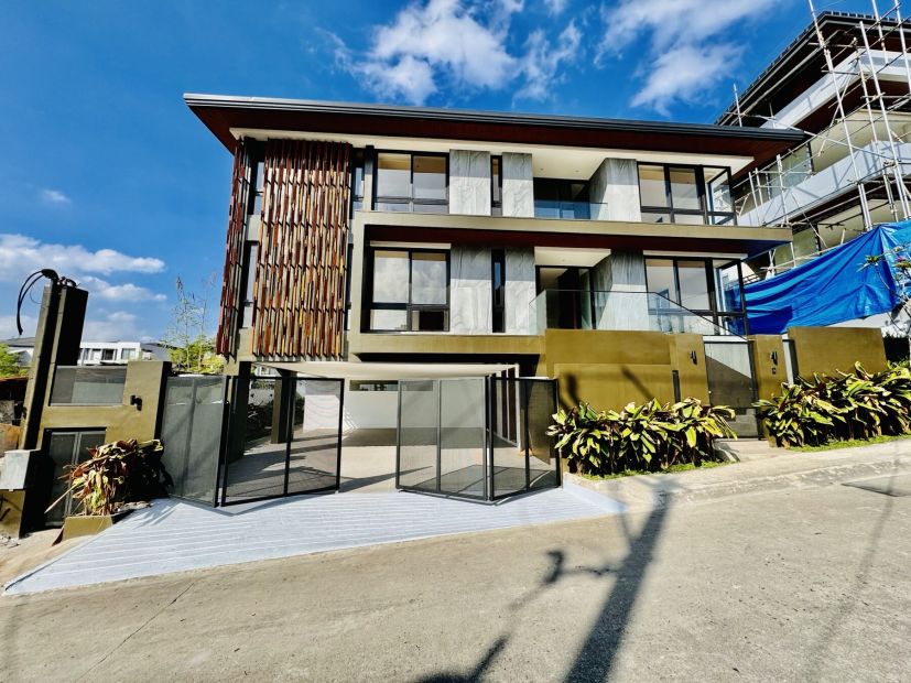 Multi-Level House and Lot with Overlooking View for Sale in Tivoli ... Multi-Level House and Lot with Overlooking View for Sale in Tivoli ...