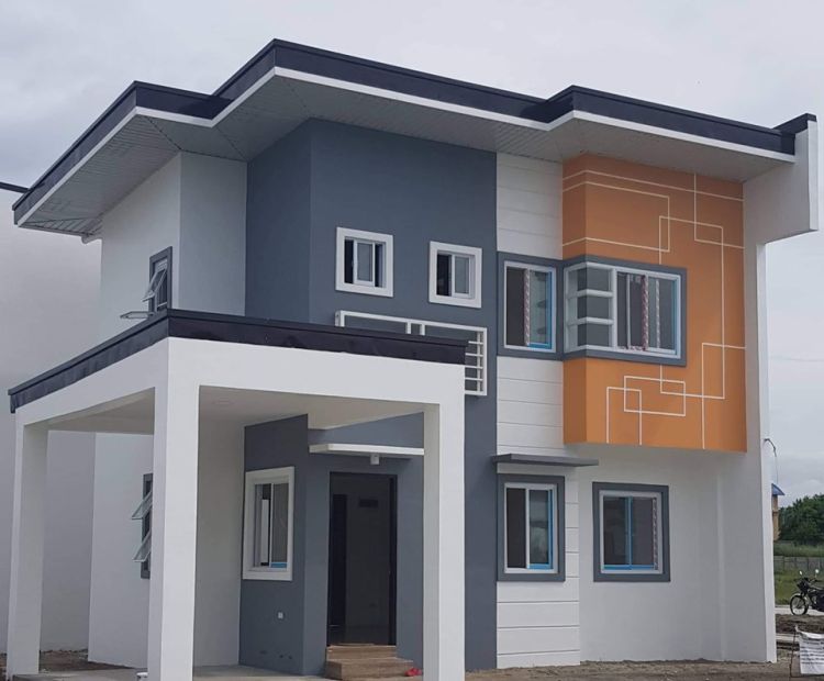 4 Bedrooms House And Lot In San Fernando Pampanga Near Sacop